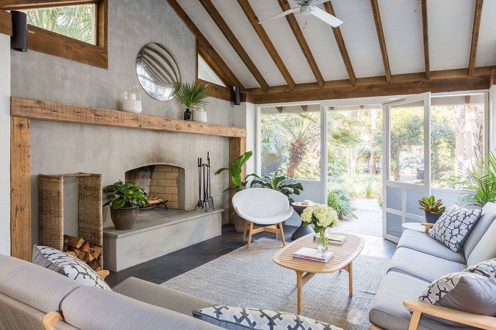 Cameron Stewart Brings the World to an Island Home in South Carolina ...