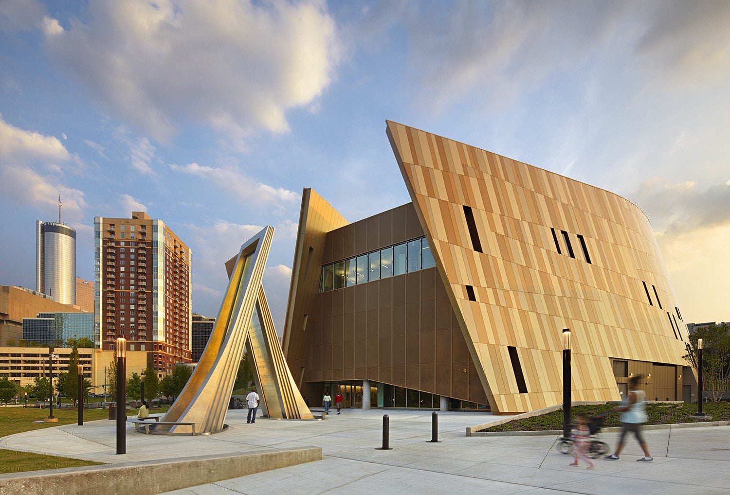 10 Questions With... Phil Freelon - Interior Design