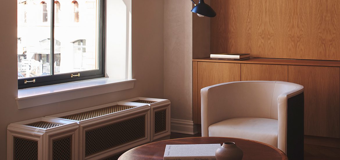 Studio Zung Designs a Sophisticated Tribeca Apartment With Vintage ...