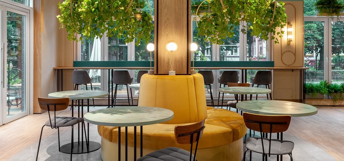 Croissants and Cats Inform the Design of a Russian Café - Interior Design