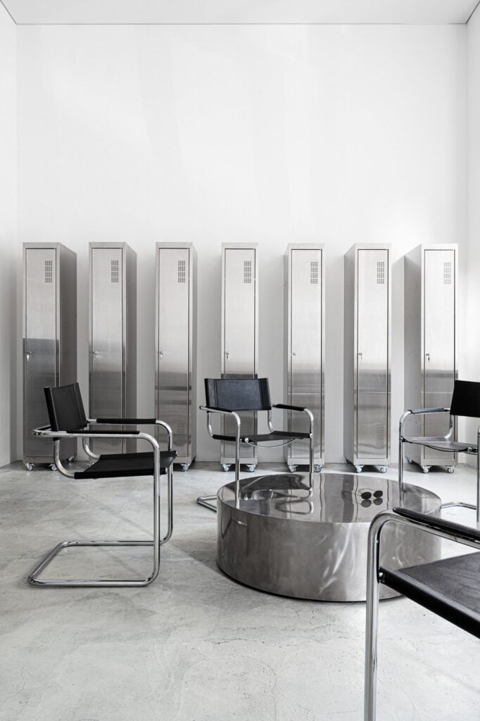 Balbek Bureau Makes its Mark on a Coolly Minimalist Tattoo Parlor ...