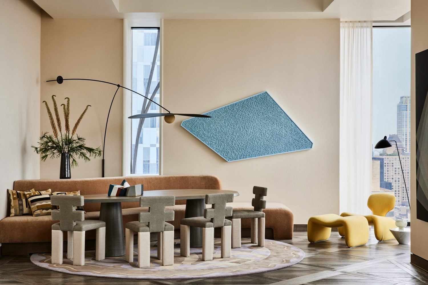 Kelly Behun Melds Modern Art and Design in This Manhattan Apartment ...