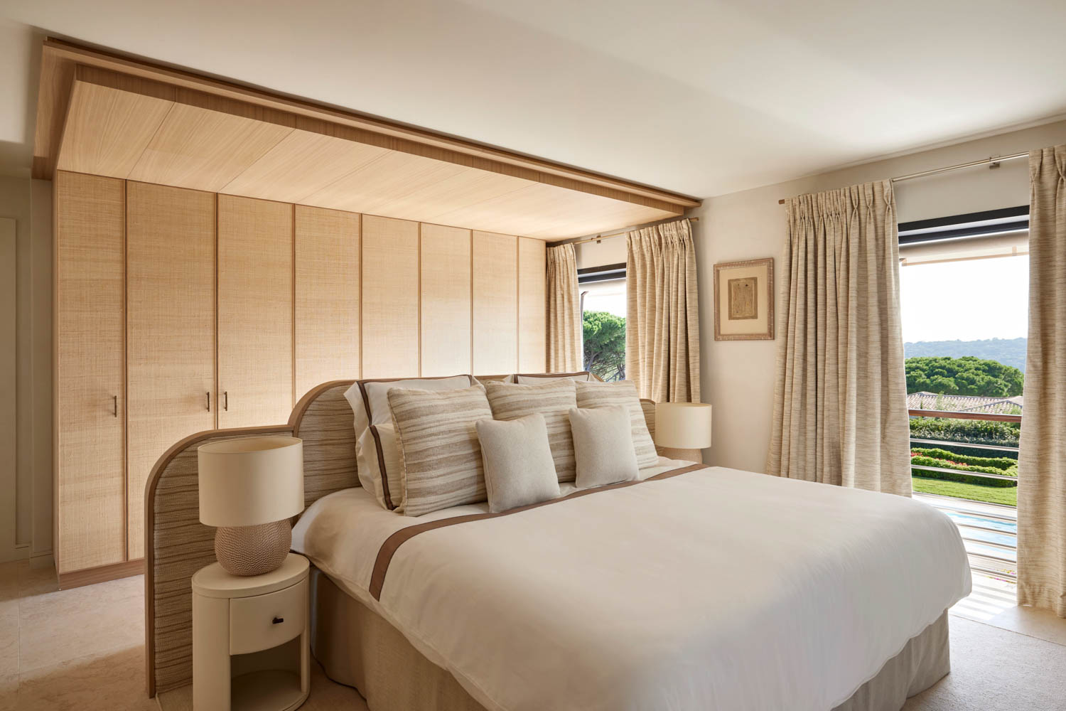 Stéphanie Coutas Refashions a 1970s St. Tropez Villa into a New Work of ...