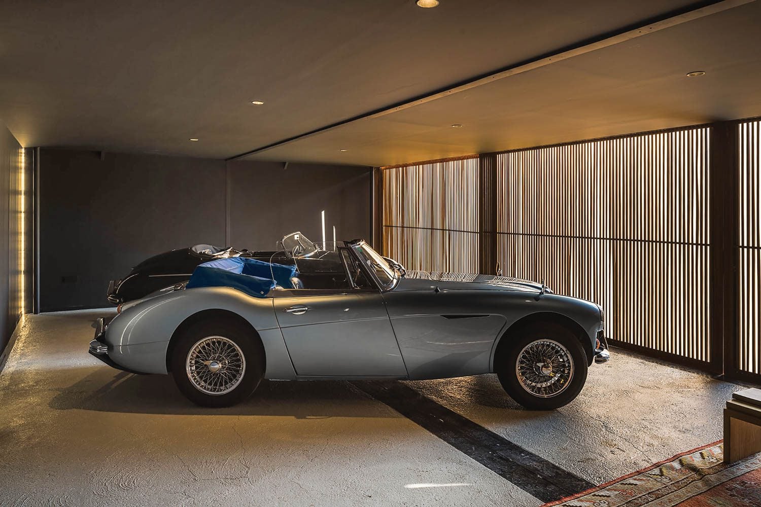 Delavegacanolasso for Tini Devises a Modular Showcase Garage for a ...