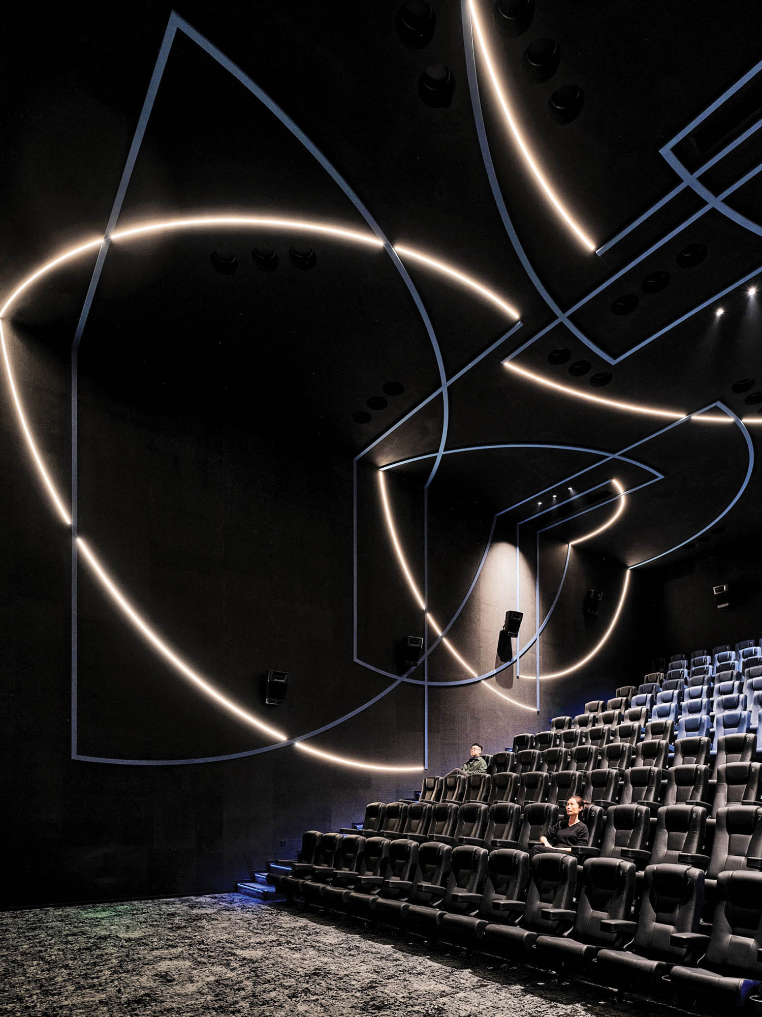 One Plus Partnership Adds Visual Intrigue to Cinesky Cinema in Shenzhen ...