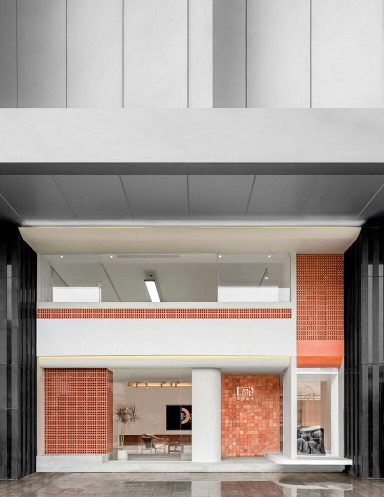 Prefix Design Creates a Fashionable Office of its Own in Chengdu, China ...