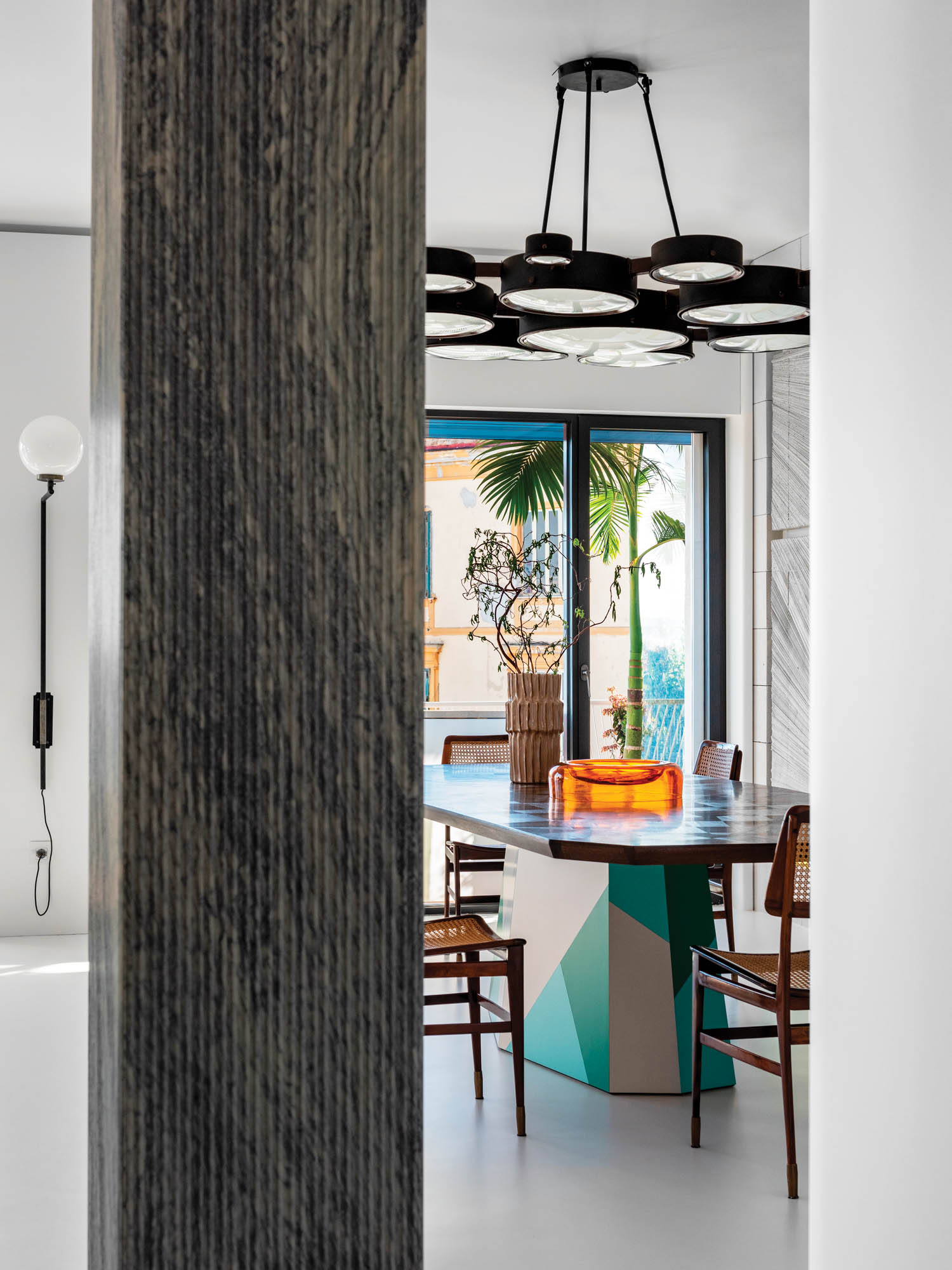 This Napoli Home by Giuliano Andrea dell’Uva Architetti is a Hidden Gem ...