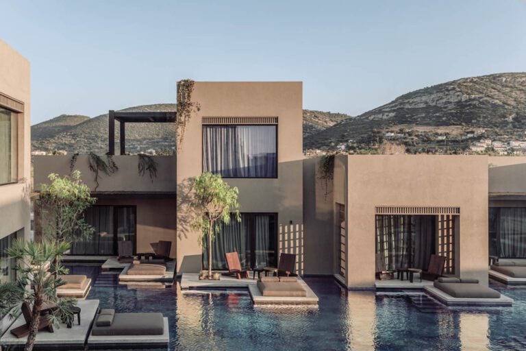 5 Must-See International Resorts With Stunning Vistas