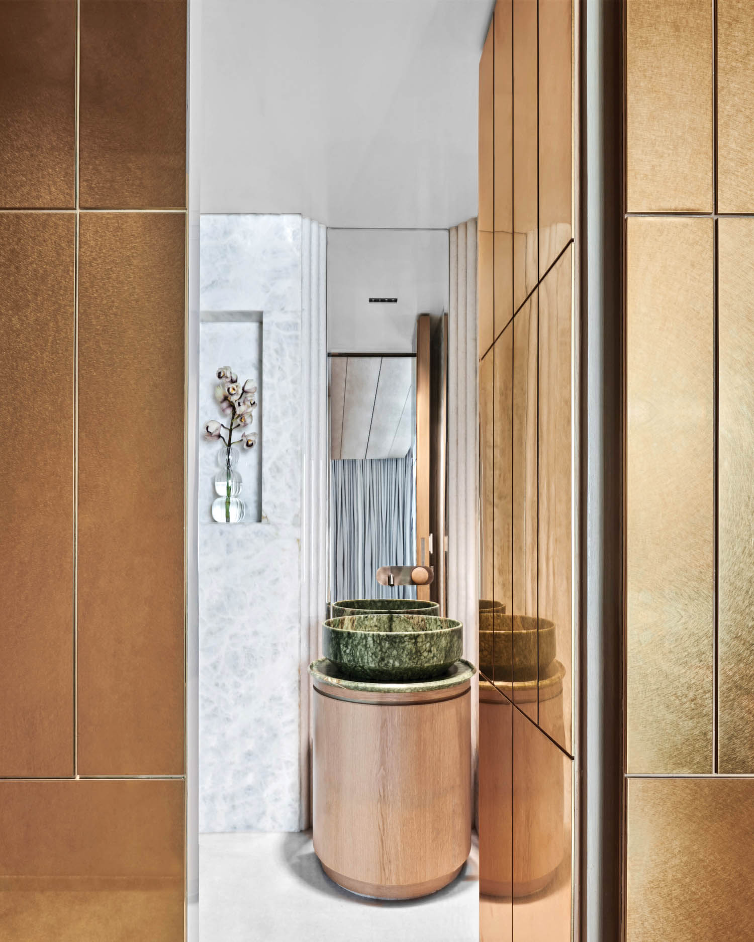 Jannat Vasi Creates a Bright and Modern Mumbai Apartment