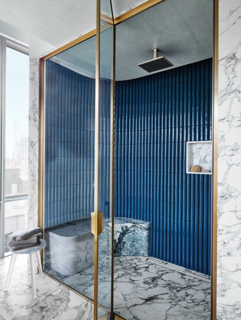 East Meets West in This Luxury Bath in New York by Grade