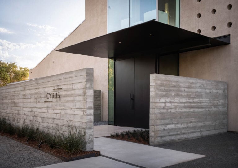 A California Restaurant with Sweeping Views by Olson Kundig