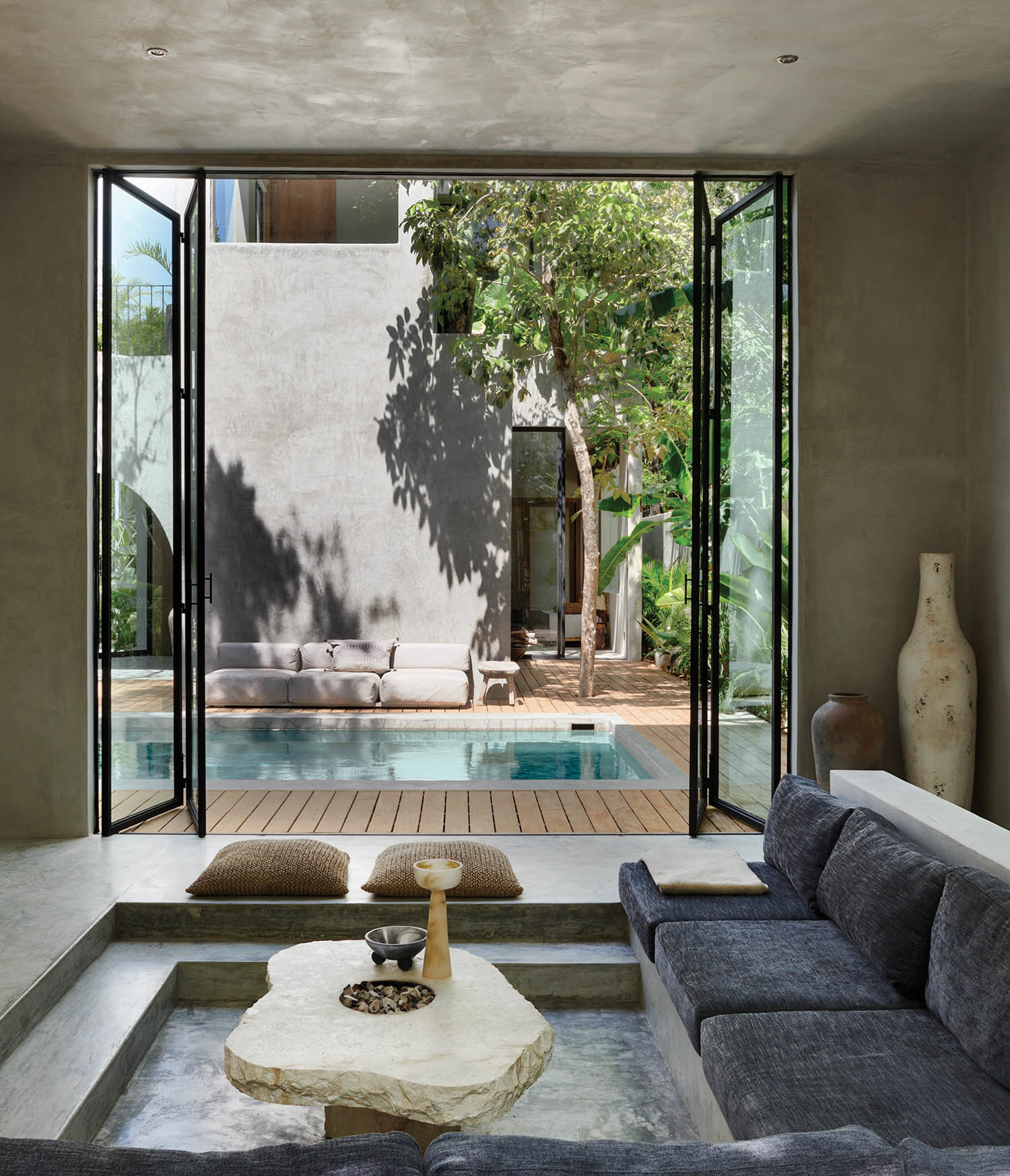 A Contemporary Hacienda in Tulum Caters to Local Makers