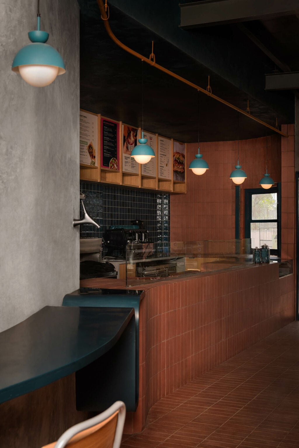 kaviar:collaborative Crafts An Inviting Café In Mumbai