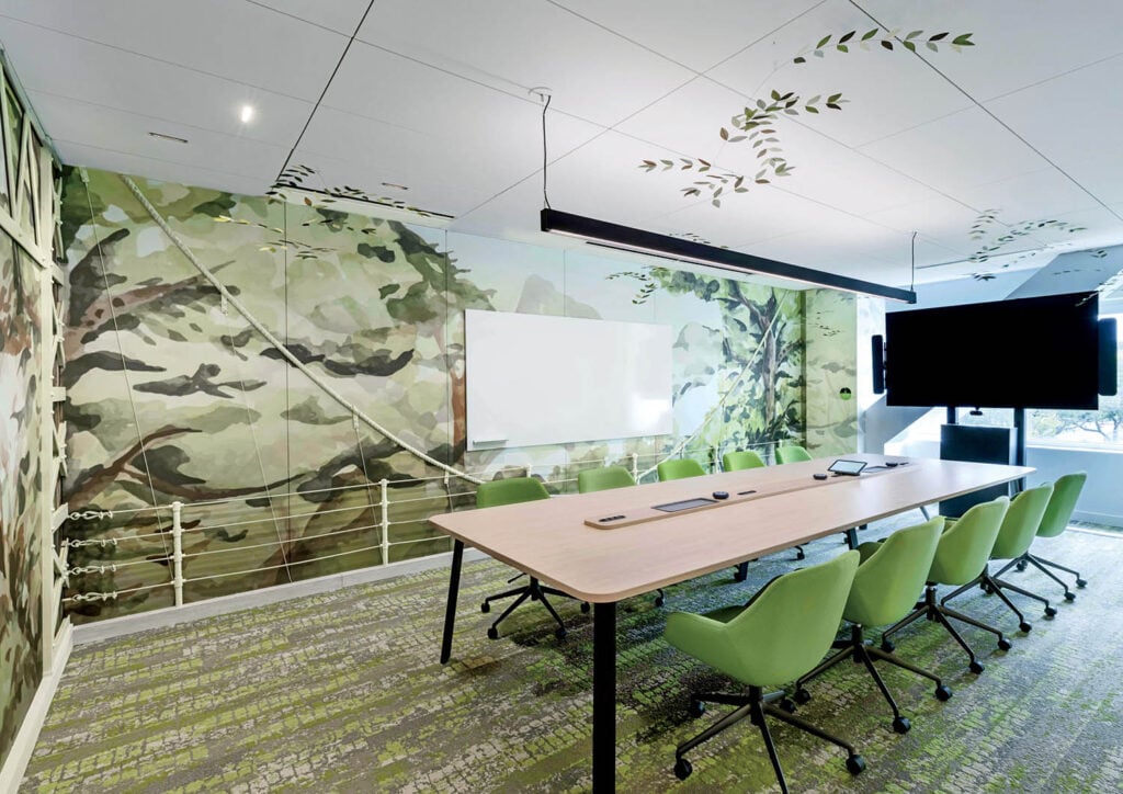 SmithGroup's Colorful San Diego Office Connects With Nature