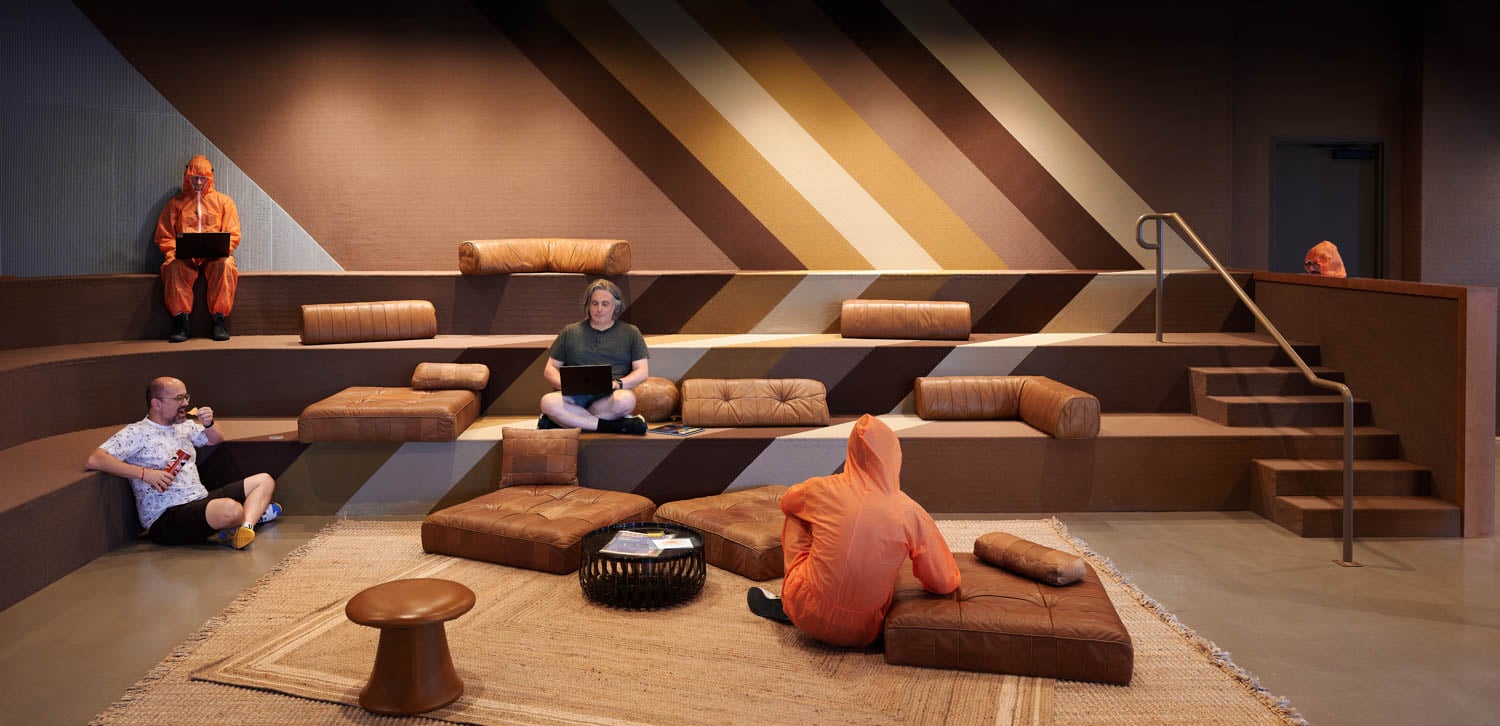 Osmose Design Takes This Office Back To The 80s